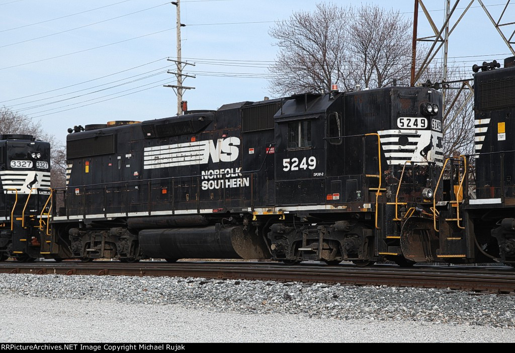 NS 5249
